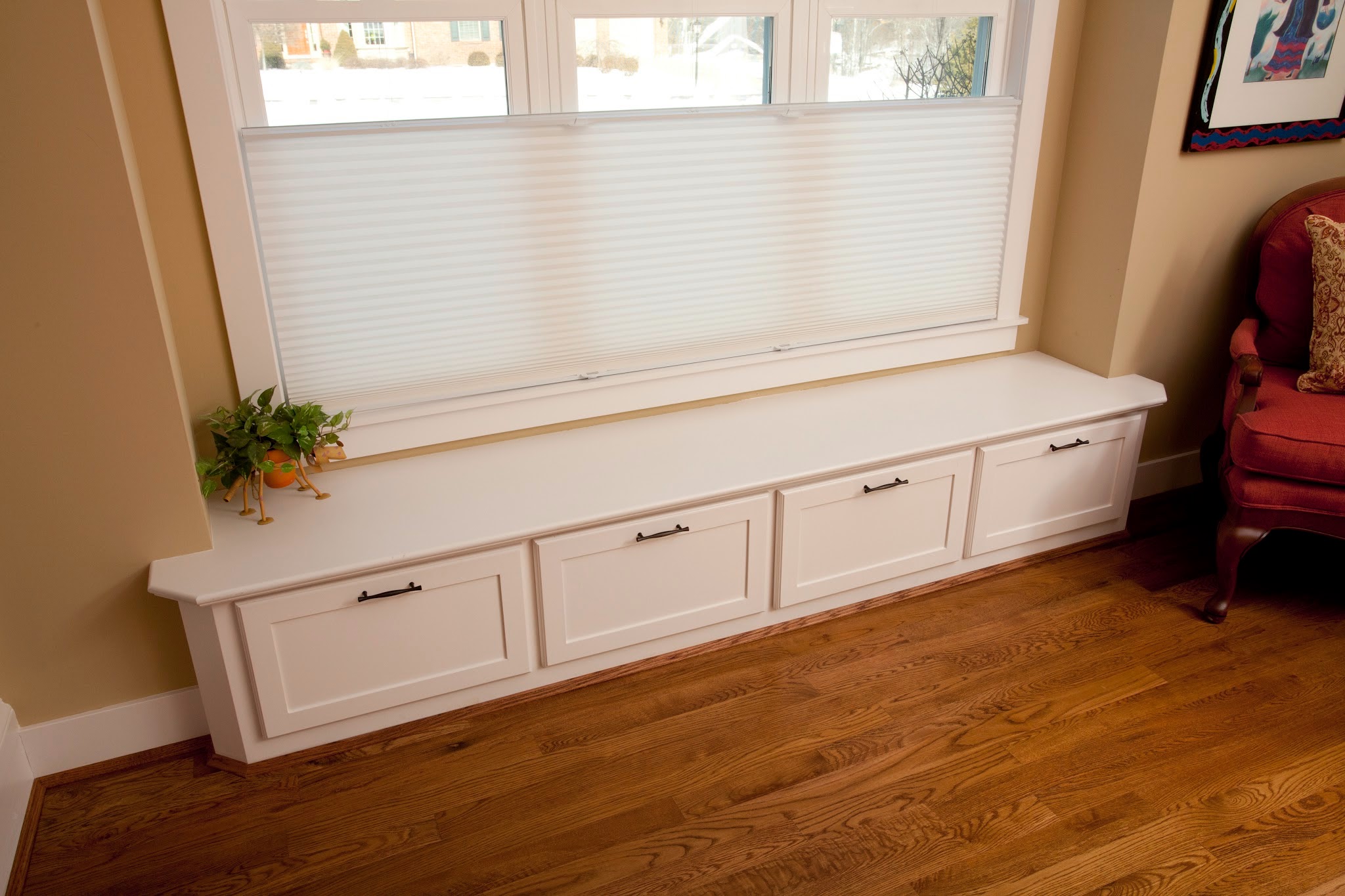 Features - Built-In Bench Seats - C&W Custom Woodworking